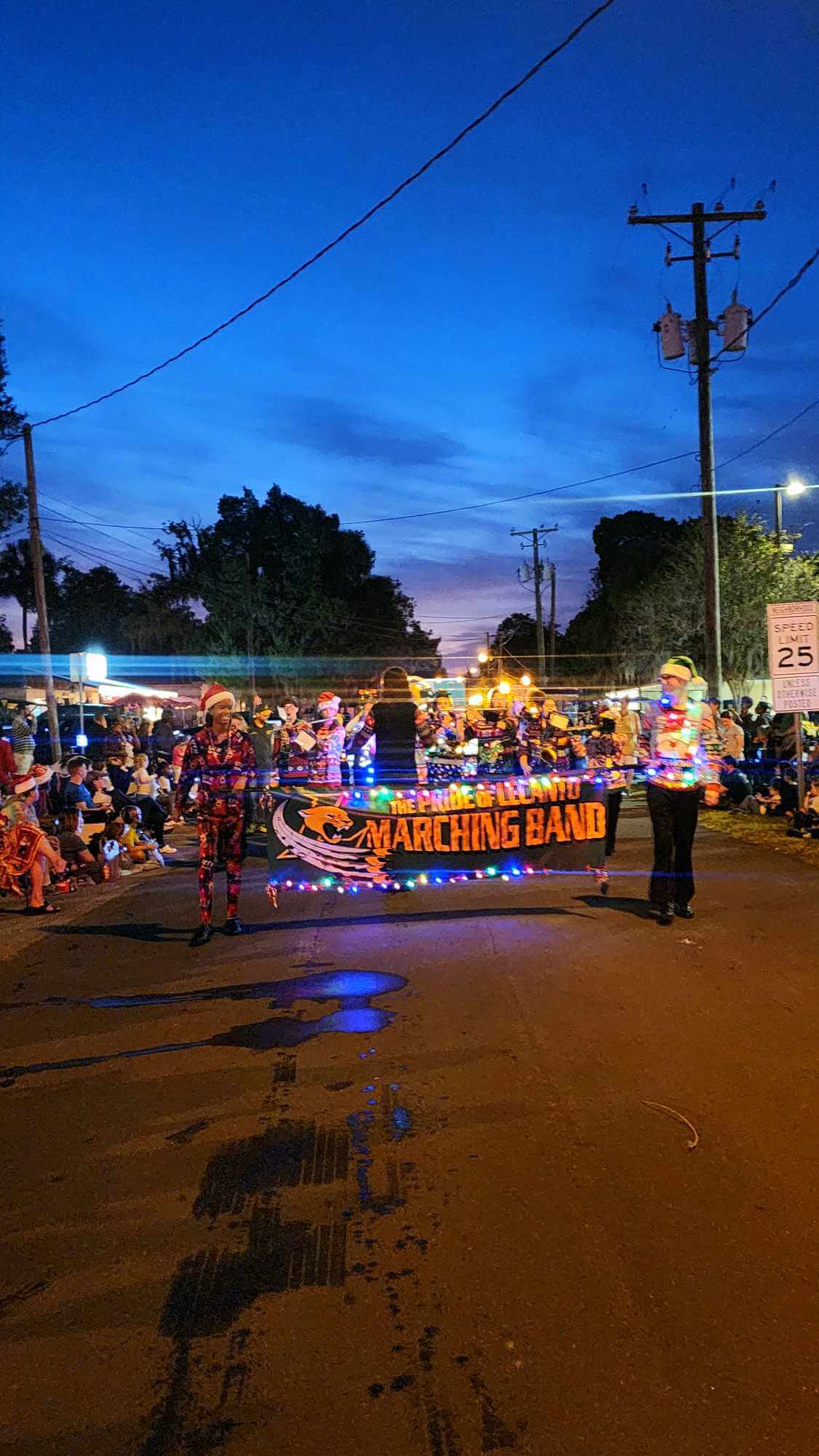 2023 Crystal River Christmas Parade Memories - Citrus County Chamber of ...
